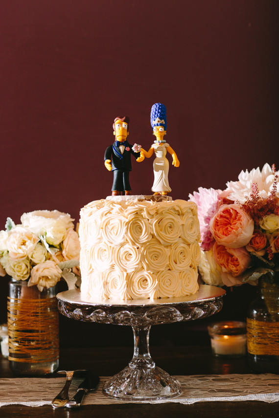 Los Angeles Wedding Cake with Simpson's Topper | Wedding & Party Ideas ...